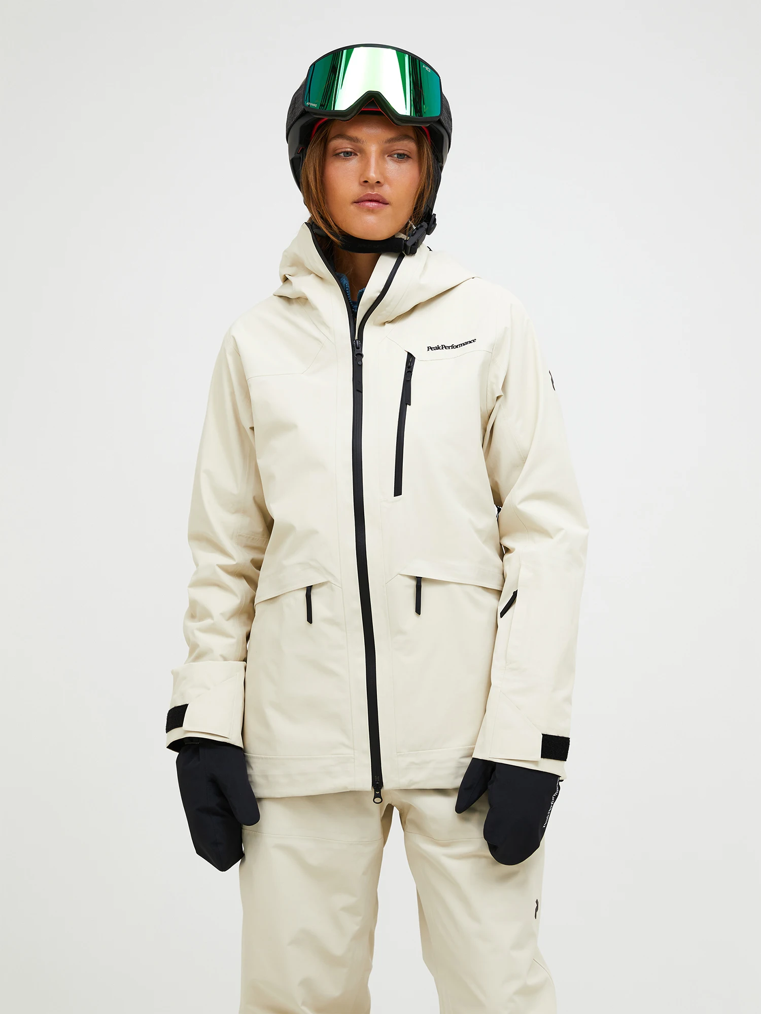 Nora | Peak Performance VERTEC HIPE® 3L SHELL JACKET DAMEN